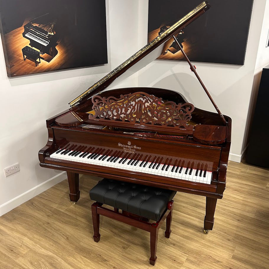 Steinway Model O Grand Piano in Polished Rosewood; Serial No: 122588 ...