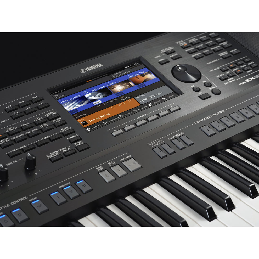 Yamaha PSR-SX920 Arranger Keyboard Workstation | Bonners Music